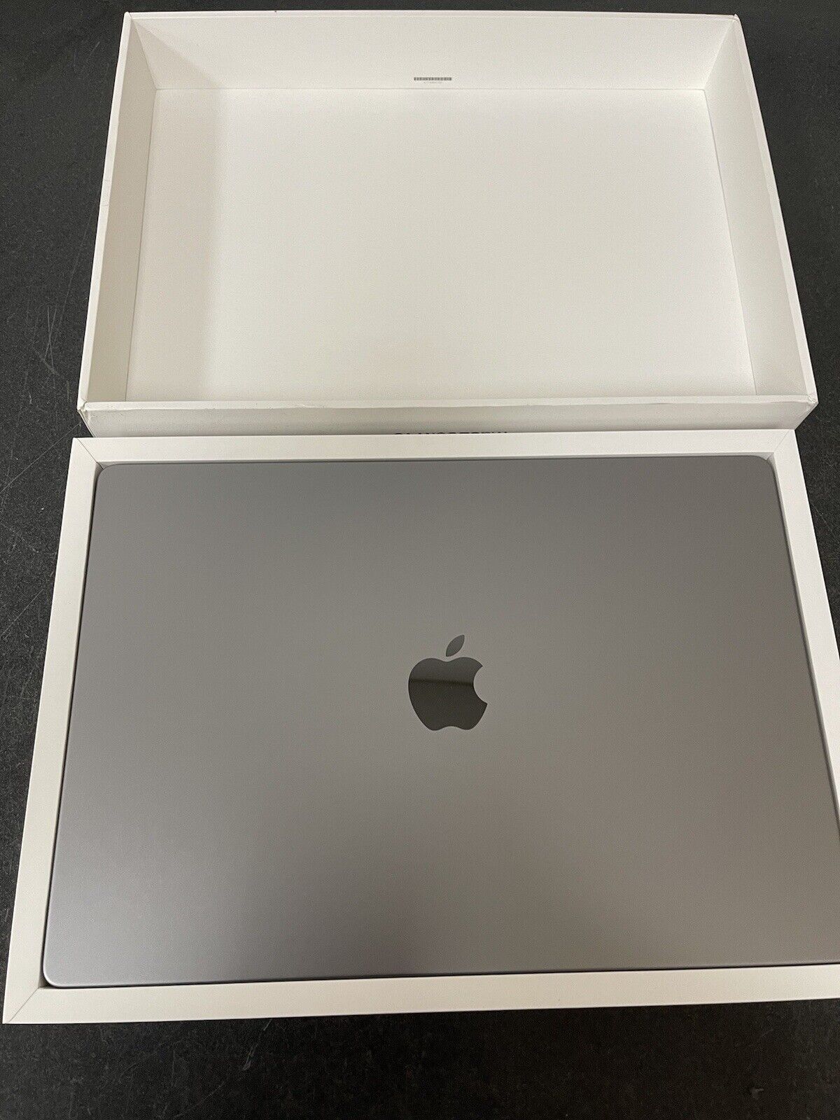 M1 MAX MACBOOK PRO - 64GB / 2TB (SPACE GRAY) | z index M1 MAX MACBOOK PRO - 64GB / 2TB (SPACE GRAY) | z index