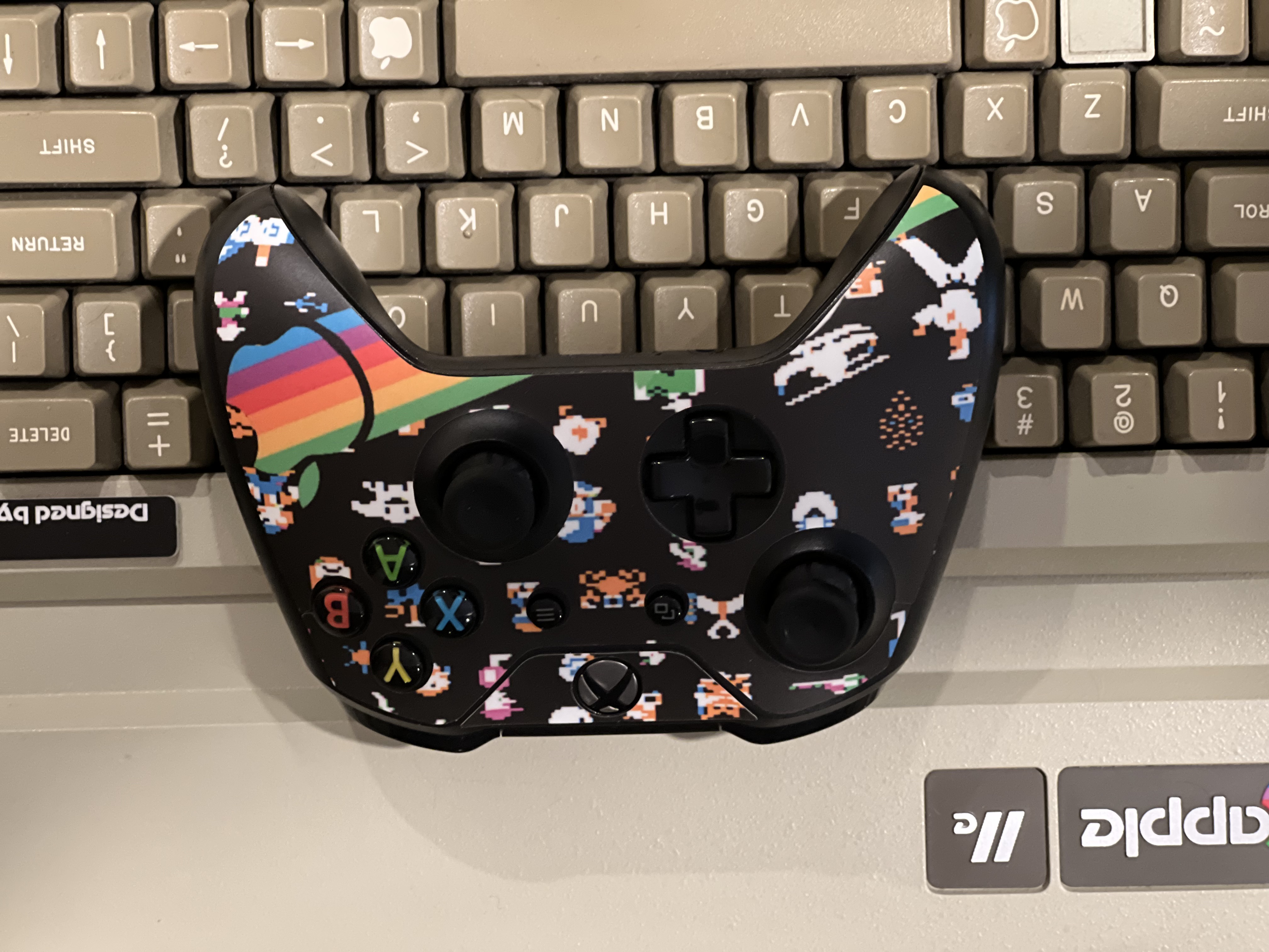 Xbox Controller - Apple II Themed | Apple ][ - Retro6502